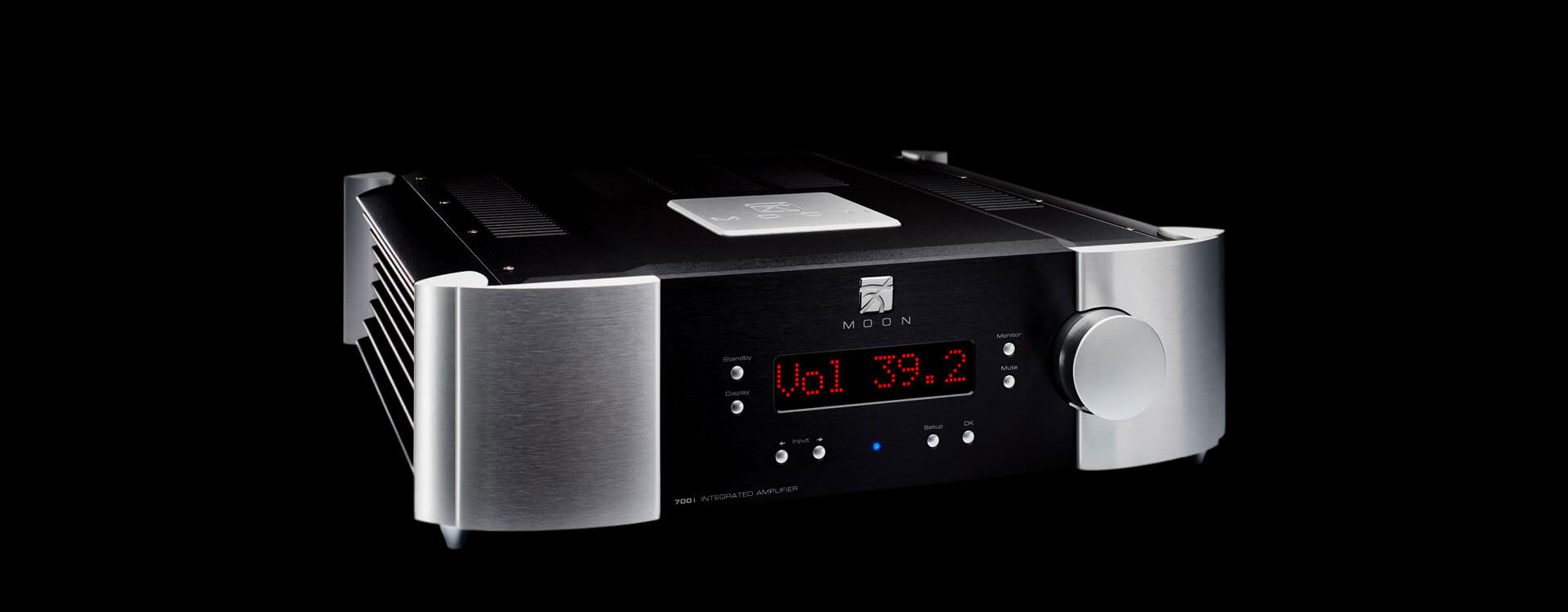 The MOON 700i v2 - Love Your Music More | MOON - Simaudio